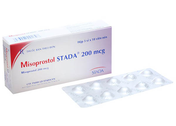 Dược sĩ hướng dẫn sử dụng liều dùng của thuốc Misoprostol